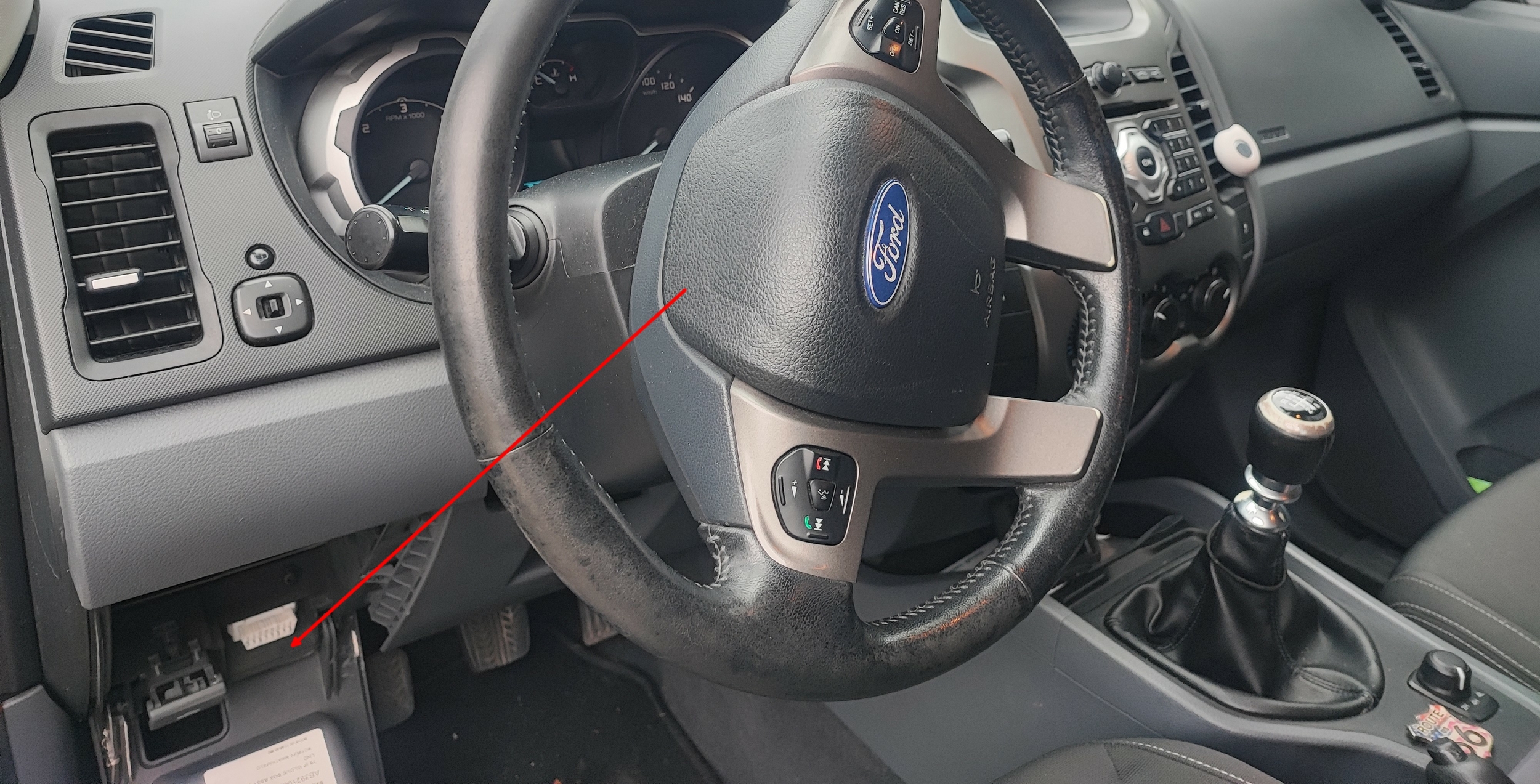 Trouver la prise OBD2 sur Ford Ranger 2.2 TDCi 150 ch