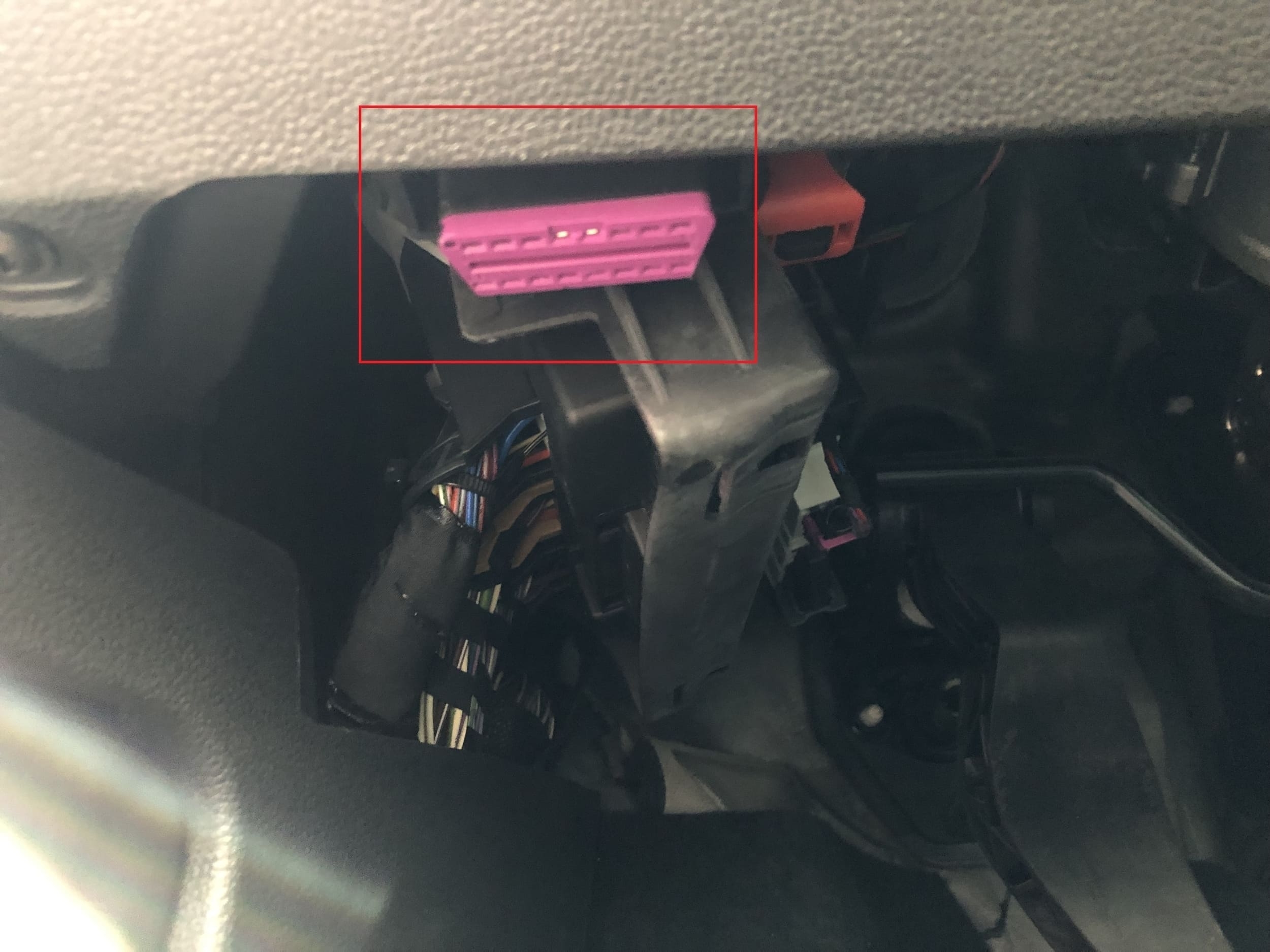 Trouver la prise OBD2 sur votre Volkswagen Polo 6