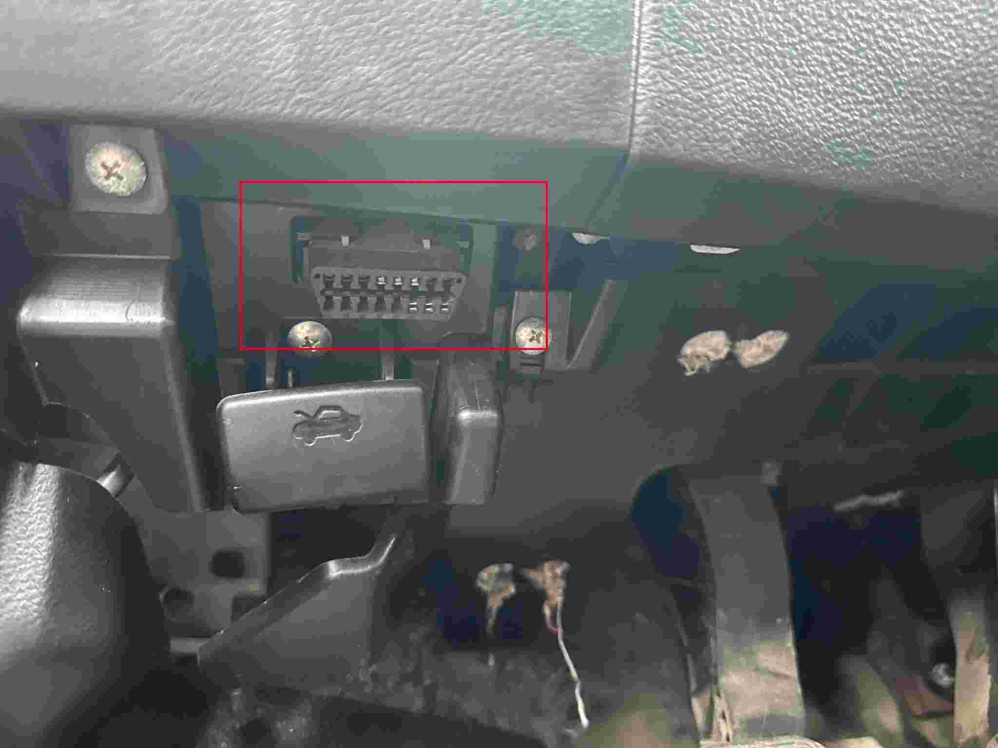 Comment trouver la prise OBD2 sur votre Suzuki Vitara 2