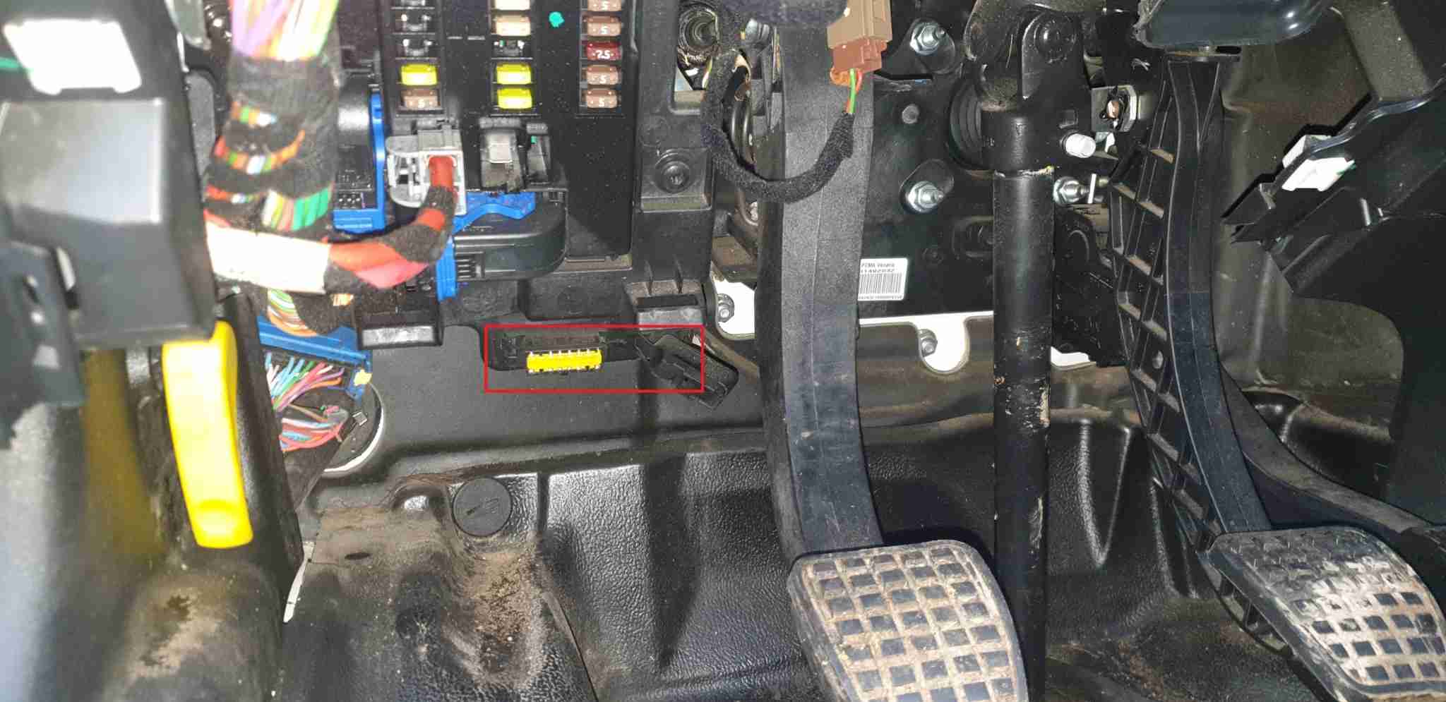 Comment trouver la prise OBD2 sur votre Iveco Daily