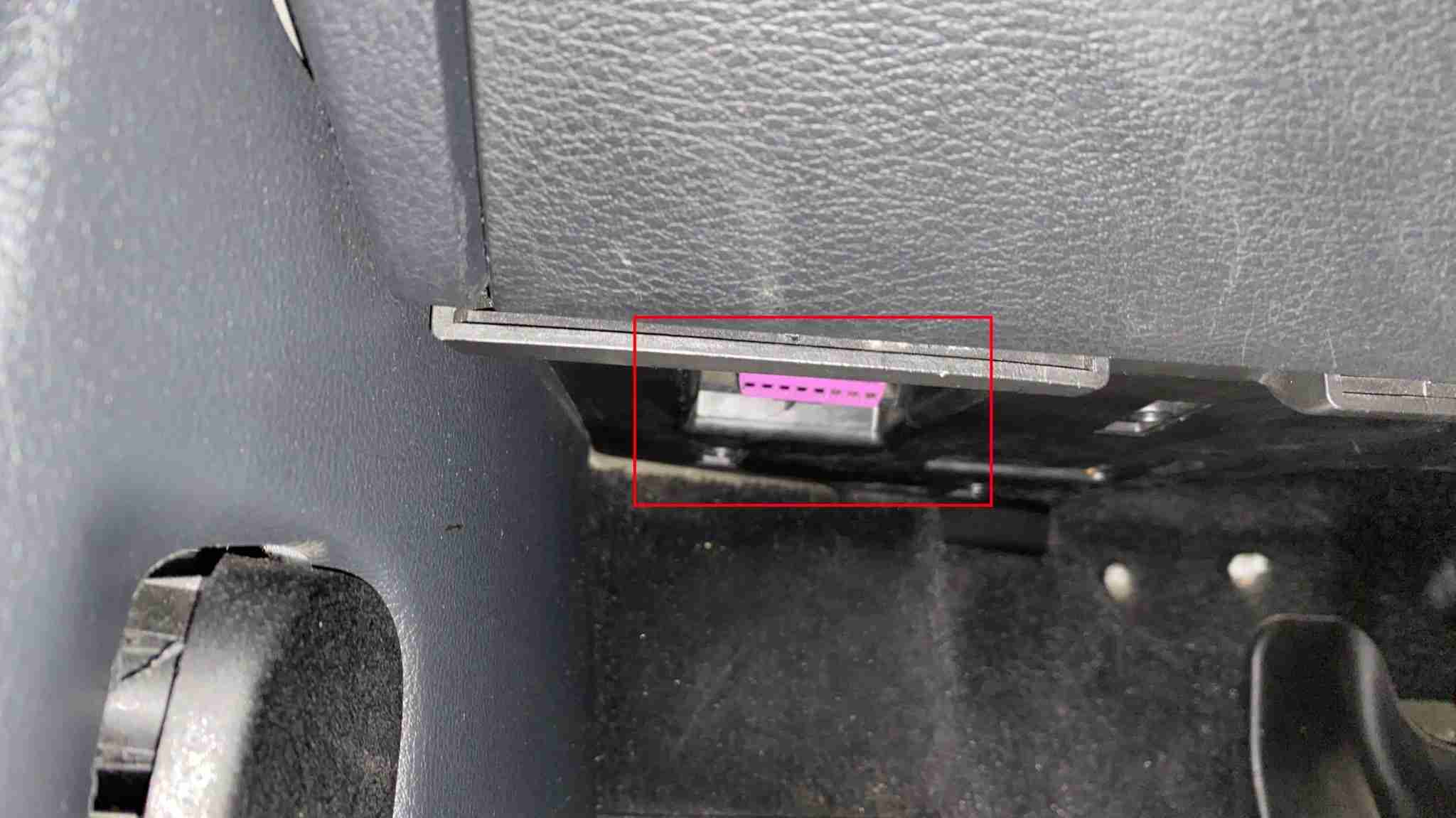 Trouver la prise OBD2 sur votre Volkswagen Passat CC
