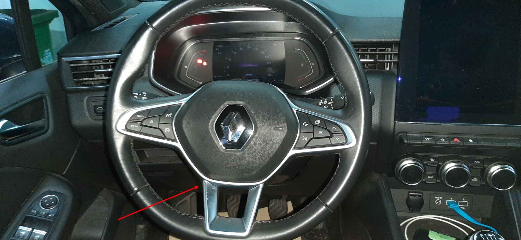 Comment trouver la prise OBD2 sur votre Renault Clio 5