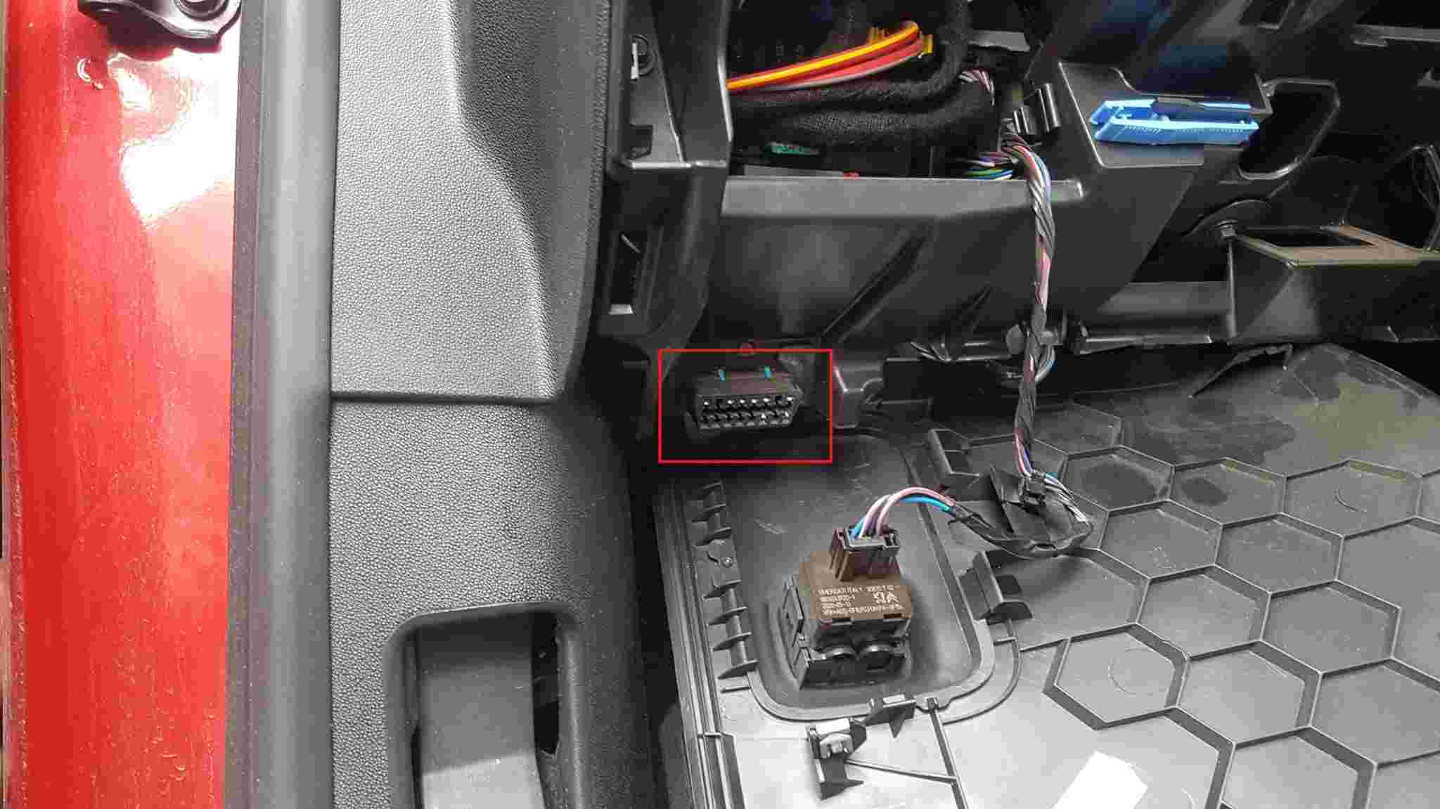 Comment trouver la prise OBD2 sur Citroën C3 aircross