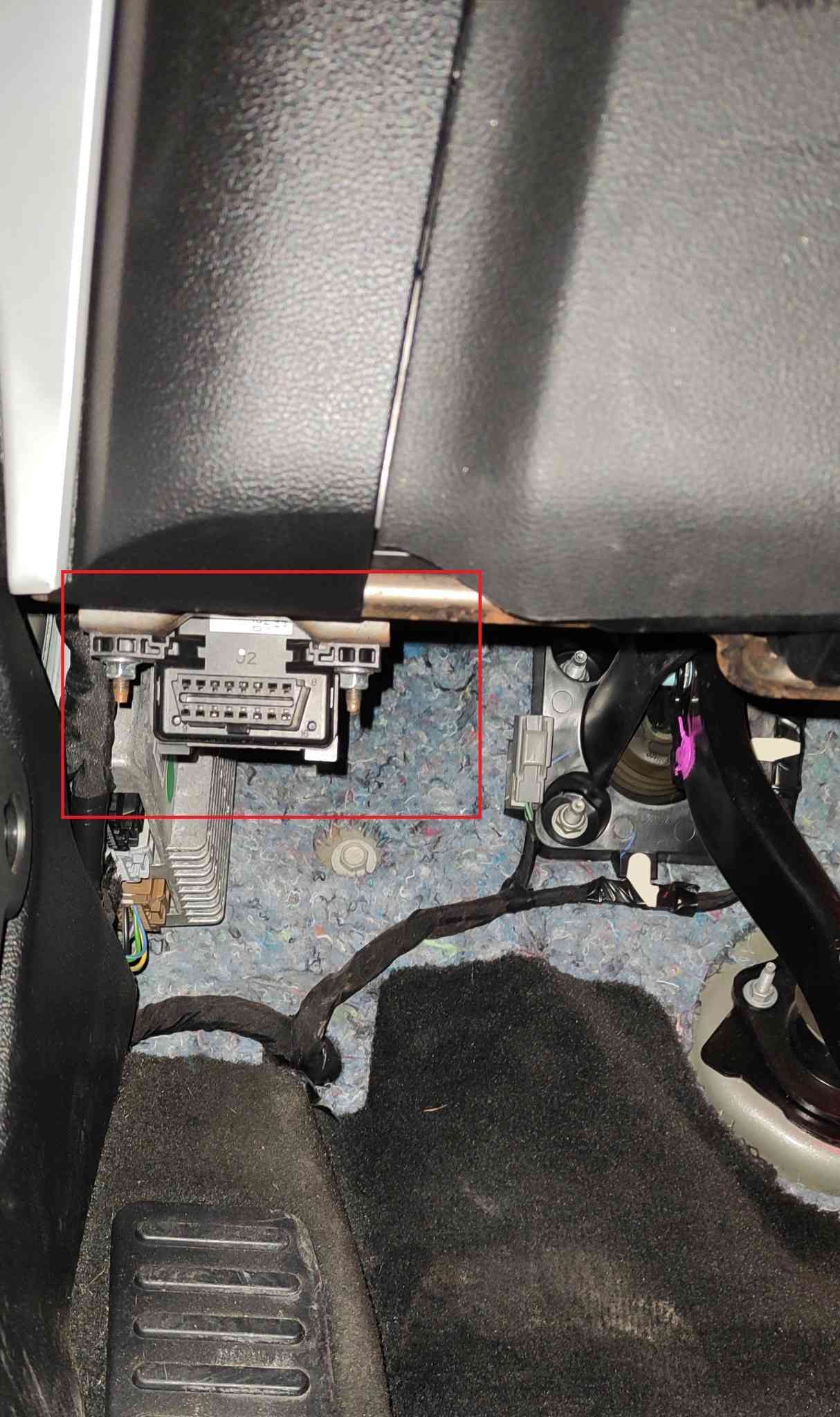 Comment trouver la prise OBD2 sur votre Ford Mustang