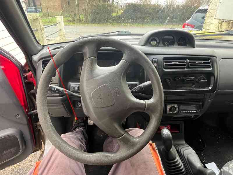 Trouver la prise OBD2 sur votre Mitsubishi L200 K74