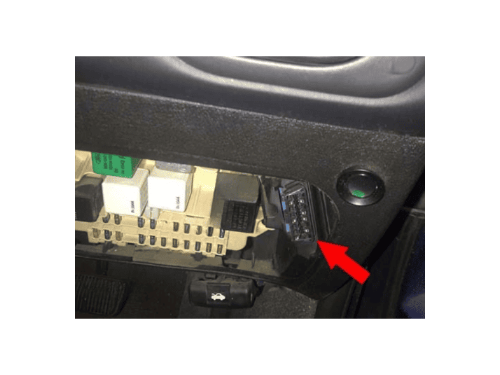 Où est la prise OBD de diagnostic sur Ford Falcon RHD