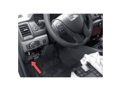 Où est la prise OBD de diagnostic sur Ford Ranger T6