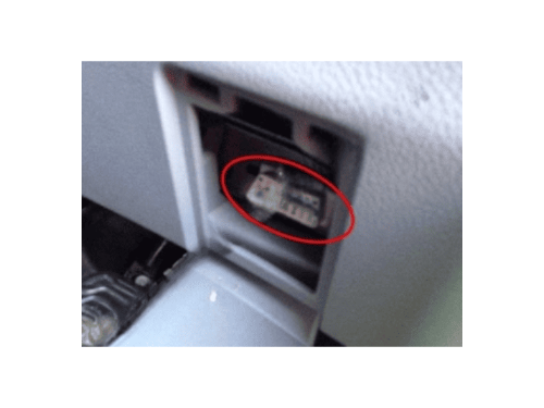 Où est la prise diagnostic sur Ford Transit Custom RHD 1