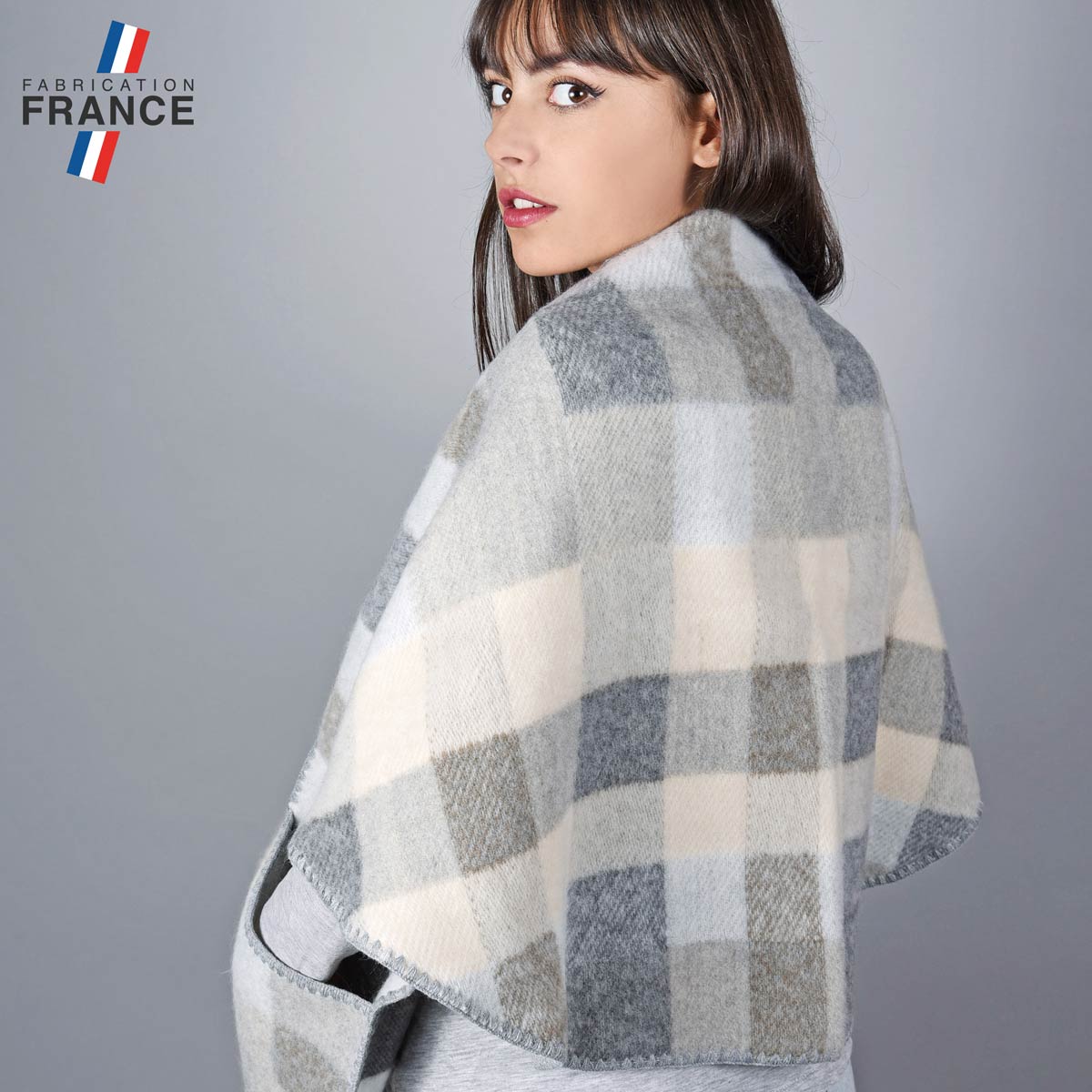 Gamme châle uni et chale imprimé